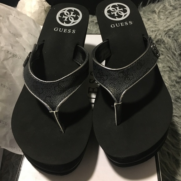 Guess | Shoes | New Guess Platform Slides Slipers | Poshmark